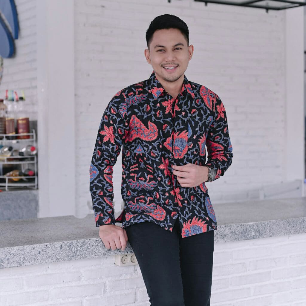 Kemeja Batik Pria Keraton Fuschia - Baju Batik Pria Lengan Panjang ...