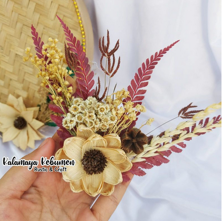 Rangkaian Sudut Bunga Klobot Zinia Charm Hempers Kotak Mahar Hiasan Vas ...