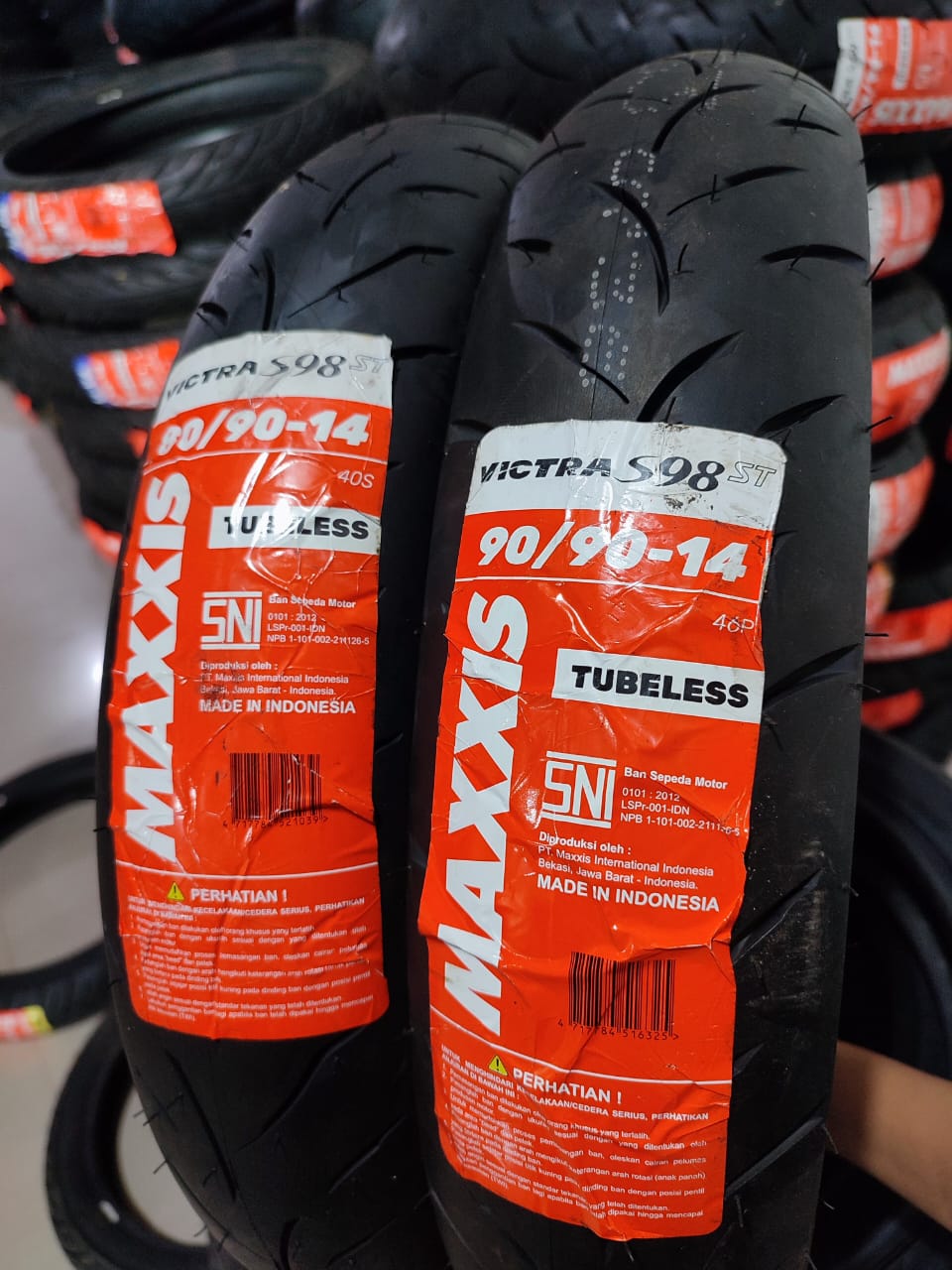 BAN LUAR MAXXIS 80/90-14 VICTRA S98 ST TUBELESS | Lazada Indonesia