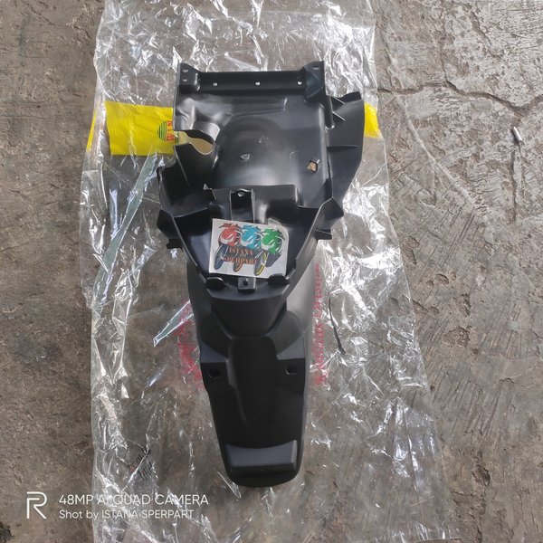 spakbor belakang rear fender Scoopy fi esp new K93 2017 2018 ring 12 ...