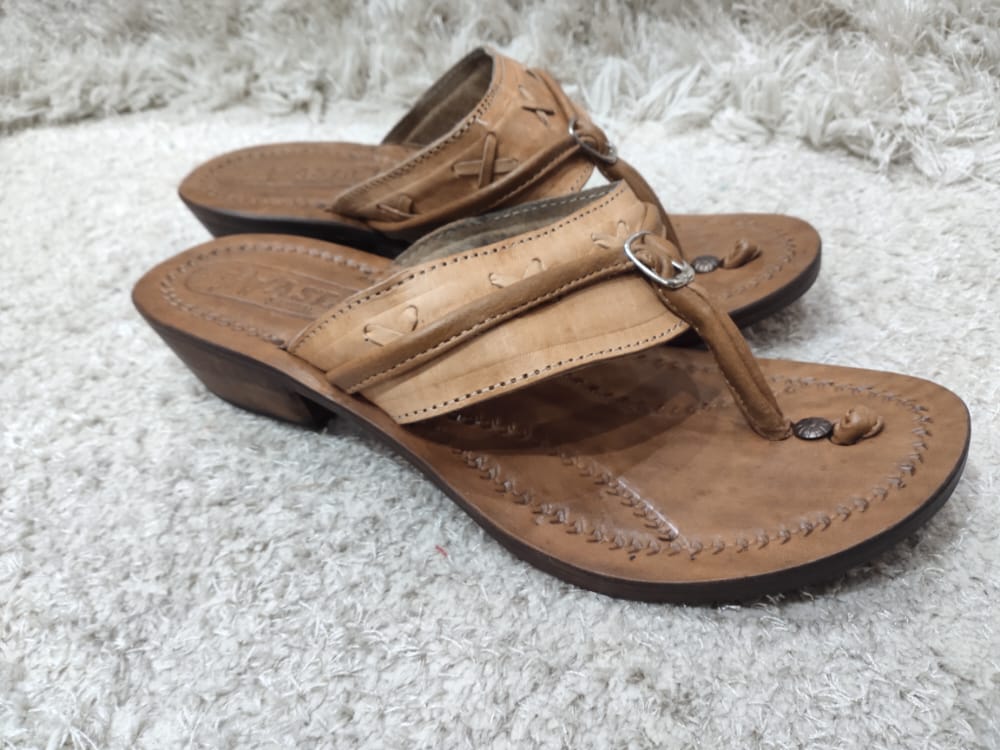 Sandal datuak kulit asli/ tarompah datuak kulit full/sandal minang ...