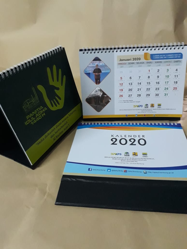 Kalender maja 2024 custom gambar kalender menarik susuai keniginan unik ...