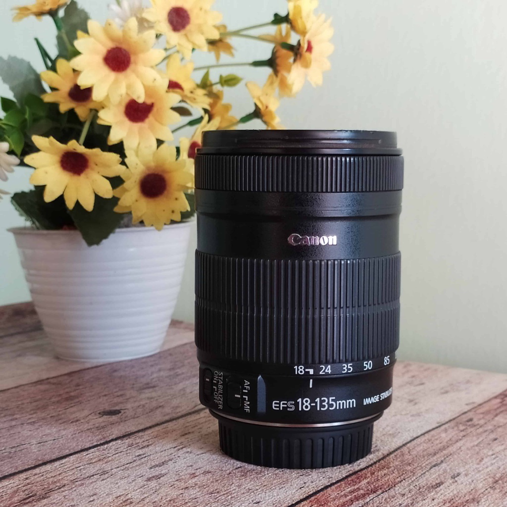Lensa Canon 18-135mm IS SapuJagat - Lensa Canon Terbaik untuk Berbagai ...