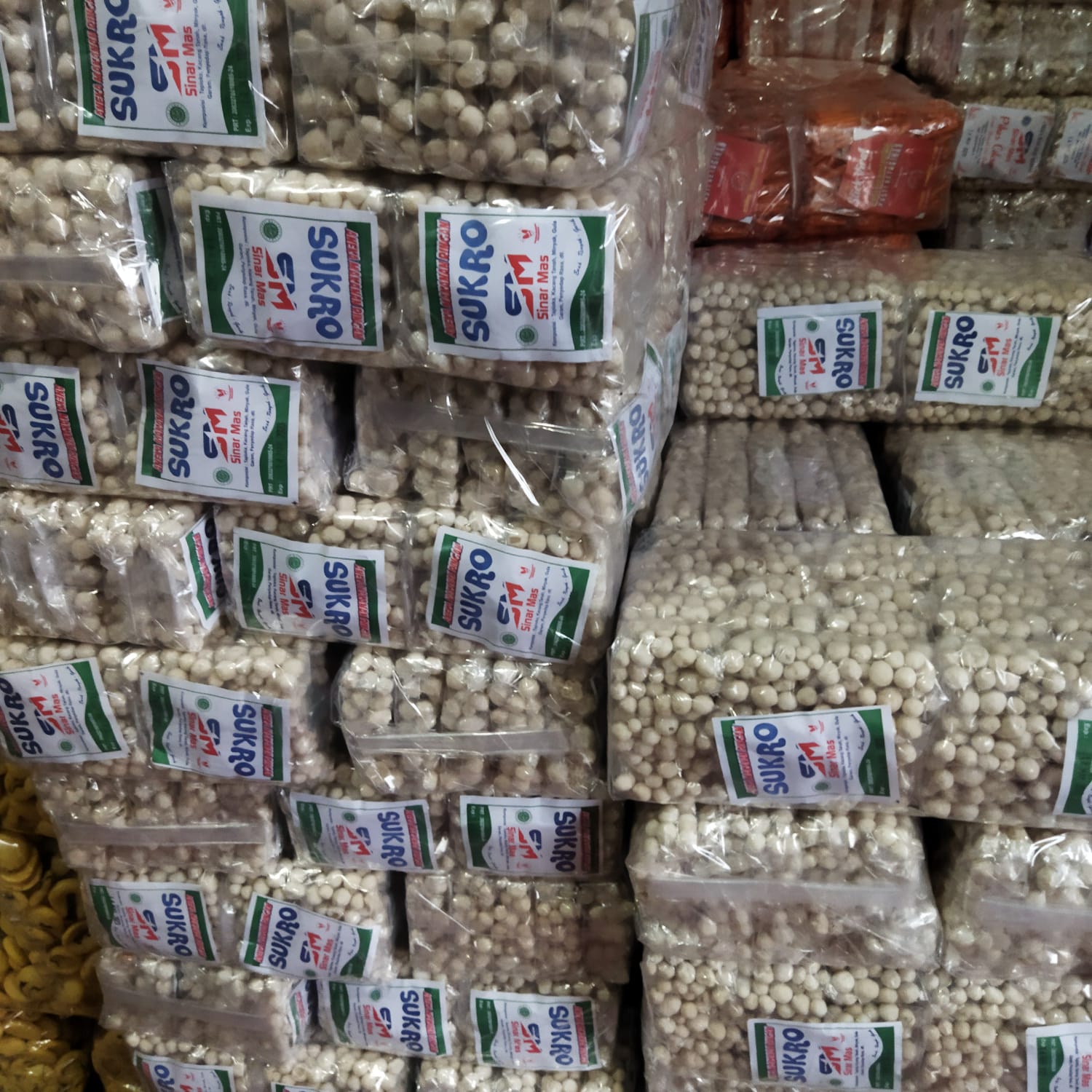 1Pak isi 20 bungkus Sukro Original Renyah Jajanan Warung 500 Murah ...