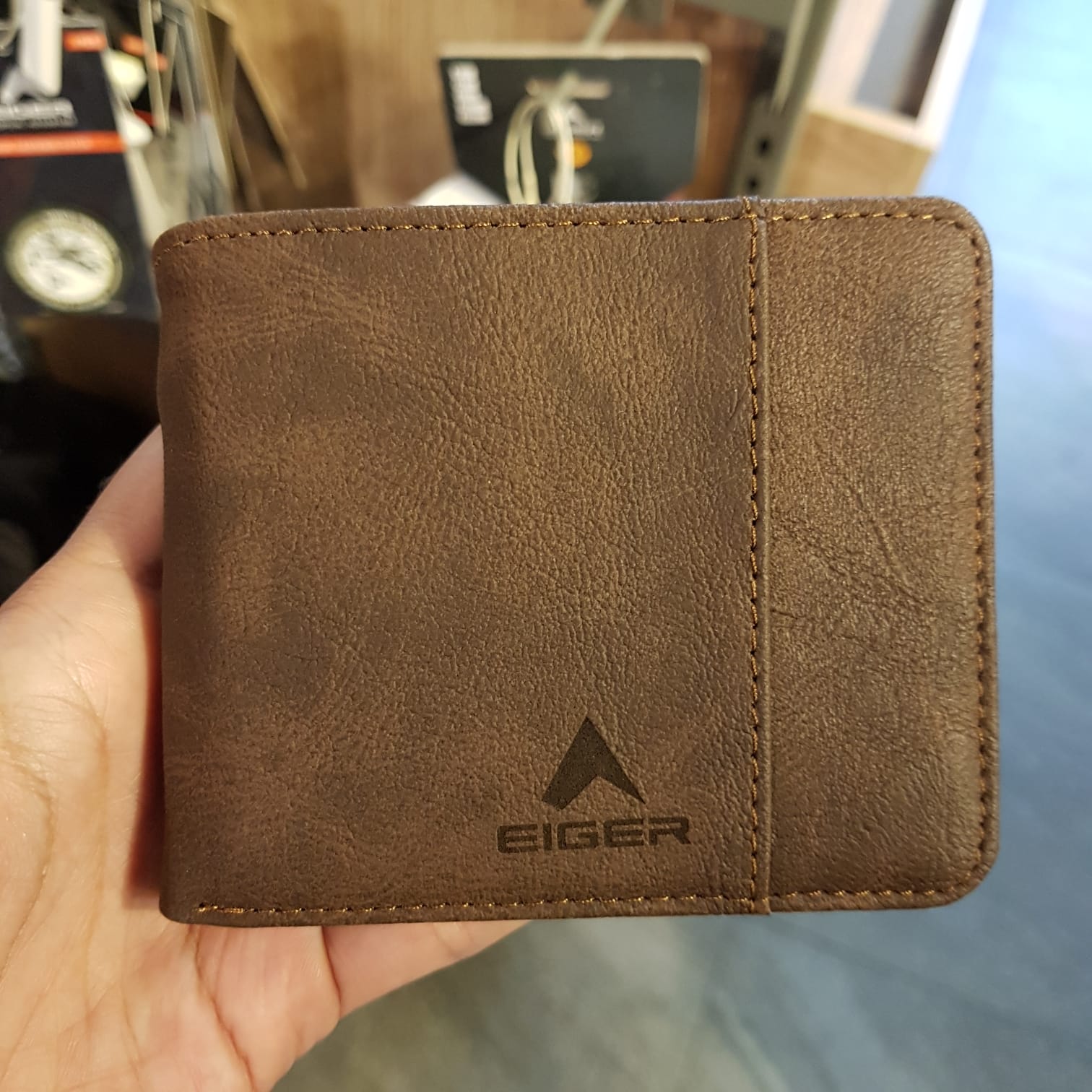 DOMPET EIGER D.THRONER 1.0, BRW | Lazada Indonesia