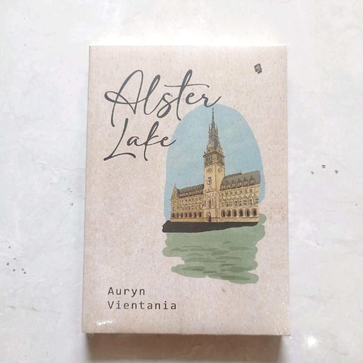 NOVEL REMAJA ALSTER LAKE BY AURYN VIENTANIA | Lazada Indonesia