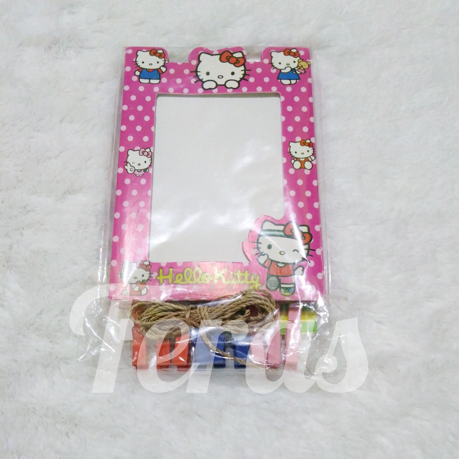 Frame foto gantung Bingkai Foto Gantung MOTIF HELLO KITTY | Lazada ...