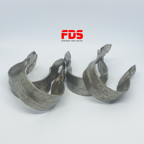 Klem Leher Knalpot Vespa 2 Tak Standar Racing Clamp Vespa | Lazada ...
