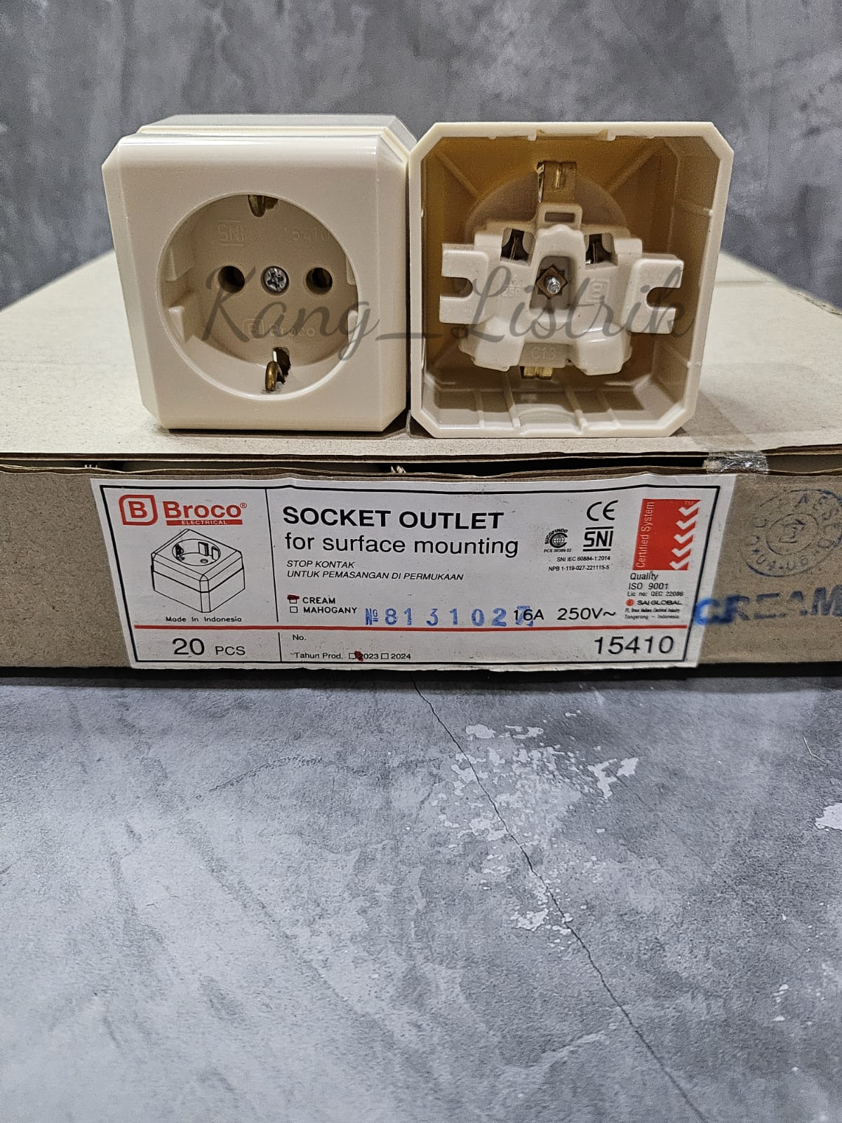 Stop Kontak Broco OB 15410 / Broco Stop Kontak NEW GEE OB 15410 ...