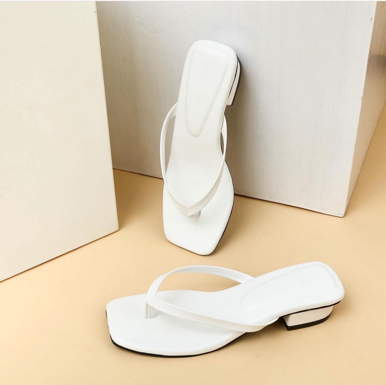 Sendal Heels Wanita Jepit Terbaru Kekinian / Sendal Cewe 2022 Sendal ...