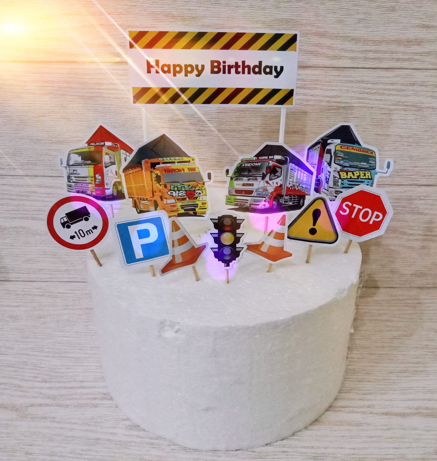 (Isi 12) Topper Cake / Hiasan Kue Karakter Truk Oleng Bisa Custom Nama ...