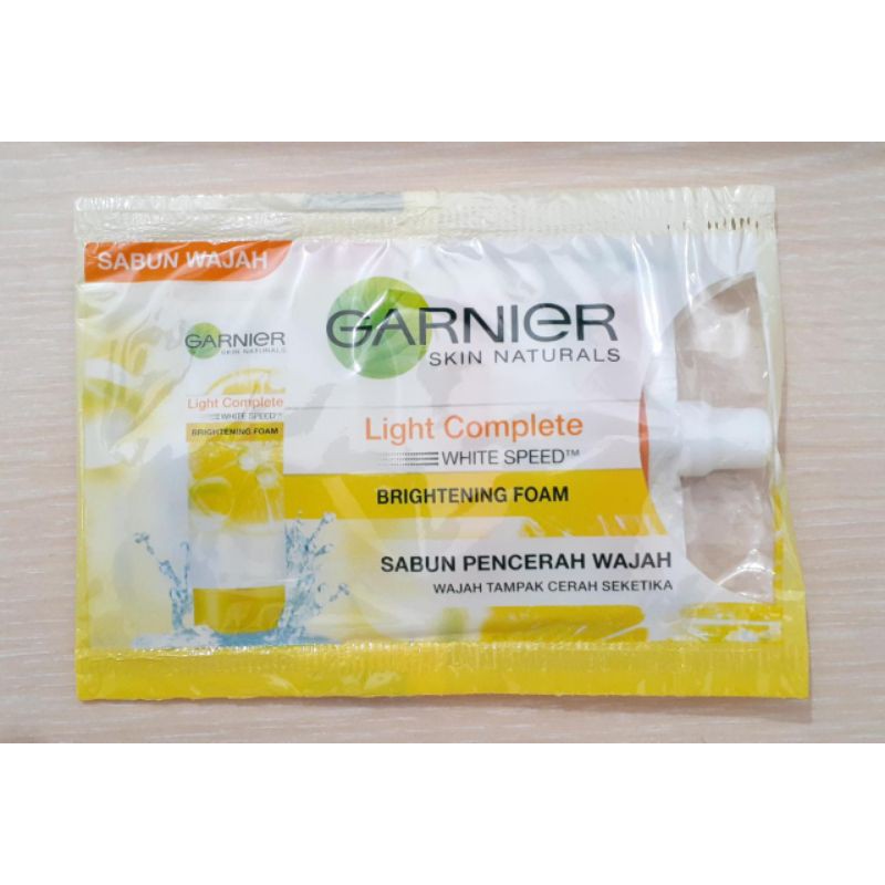 Garnier Light Complete Brightening Foam Sabun Wajah - SACHET | Lazada ...