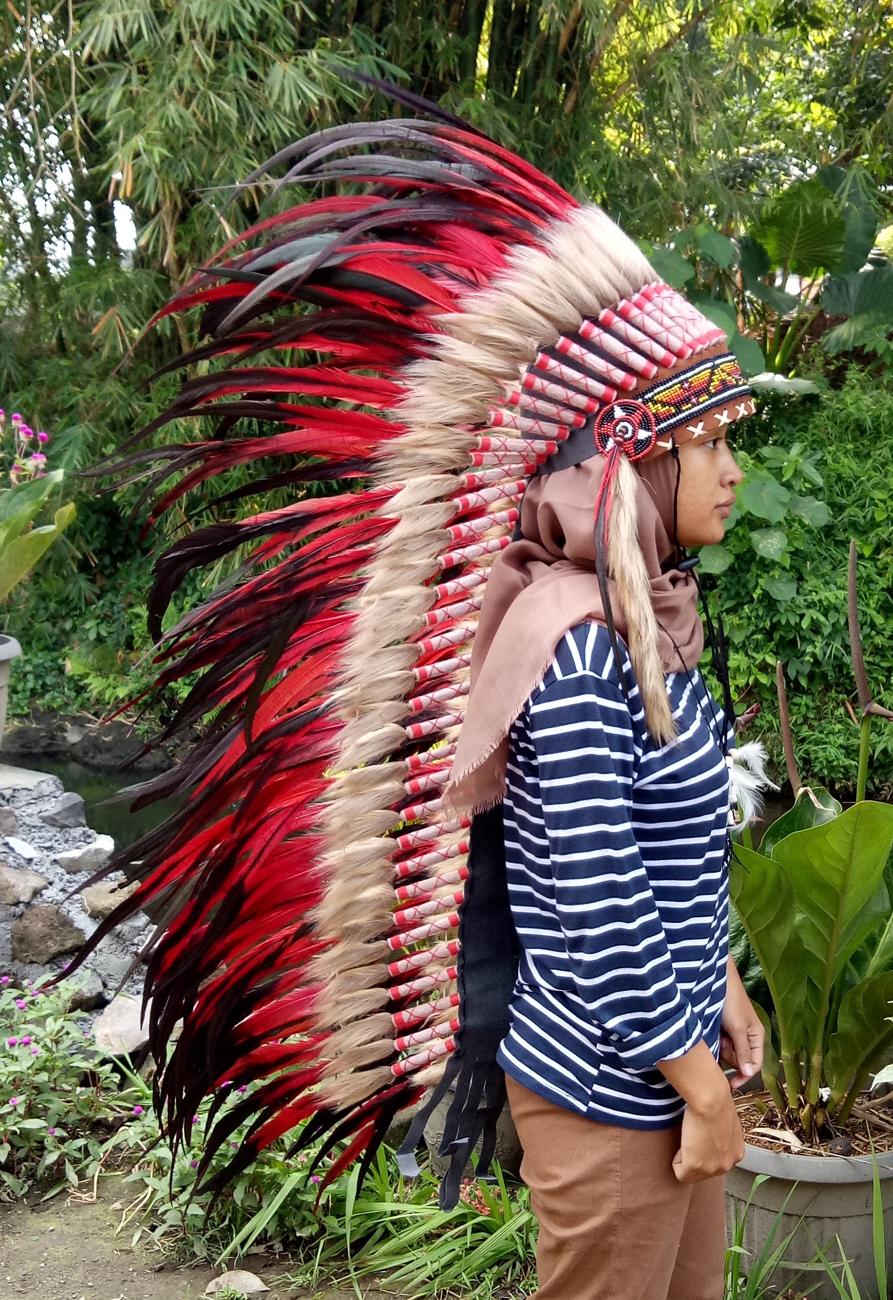 warbonnet / topi indian / topi pentas seni / topi bulu ayam / topi ...