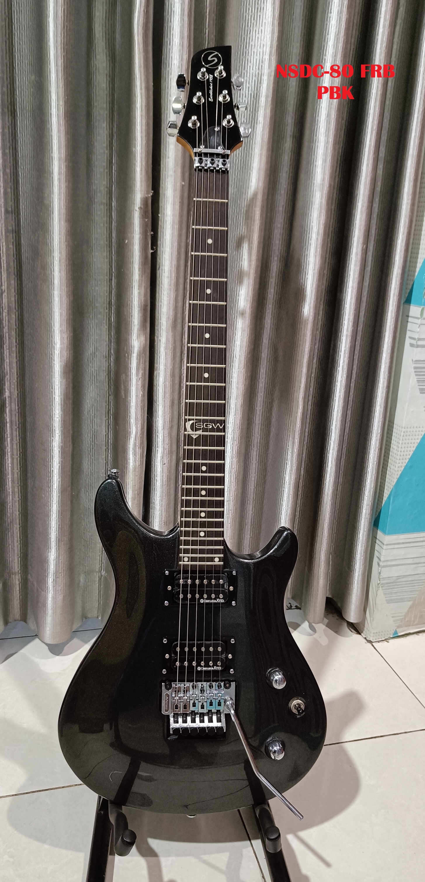 Gitar Elektrik Samick NSDC-80FRB PBK (Pearl Black/Hitam Mutiara) | Lazada Indonesia