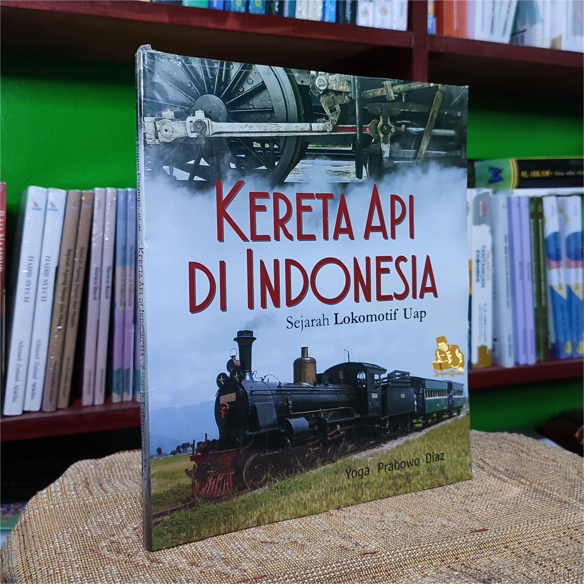 BUKU KERETA API DI INDONESIA - Sejarah Lokomotif Uap | Lazada Indonesia