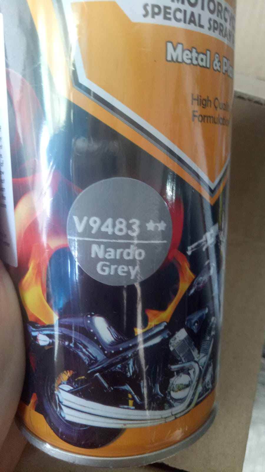 Pilok Pilox Cat semprot Diton premium grey abu abu titanium silver grey ...