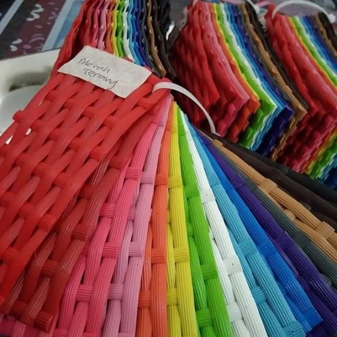 bahan rattan tali rotan warna rotan banyak warna beli 10kg gratis ...