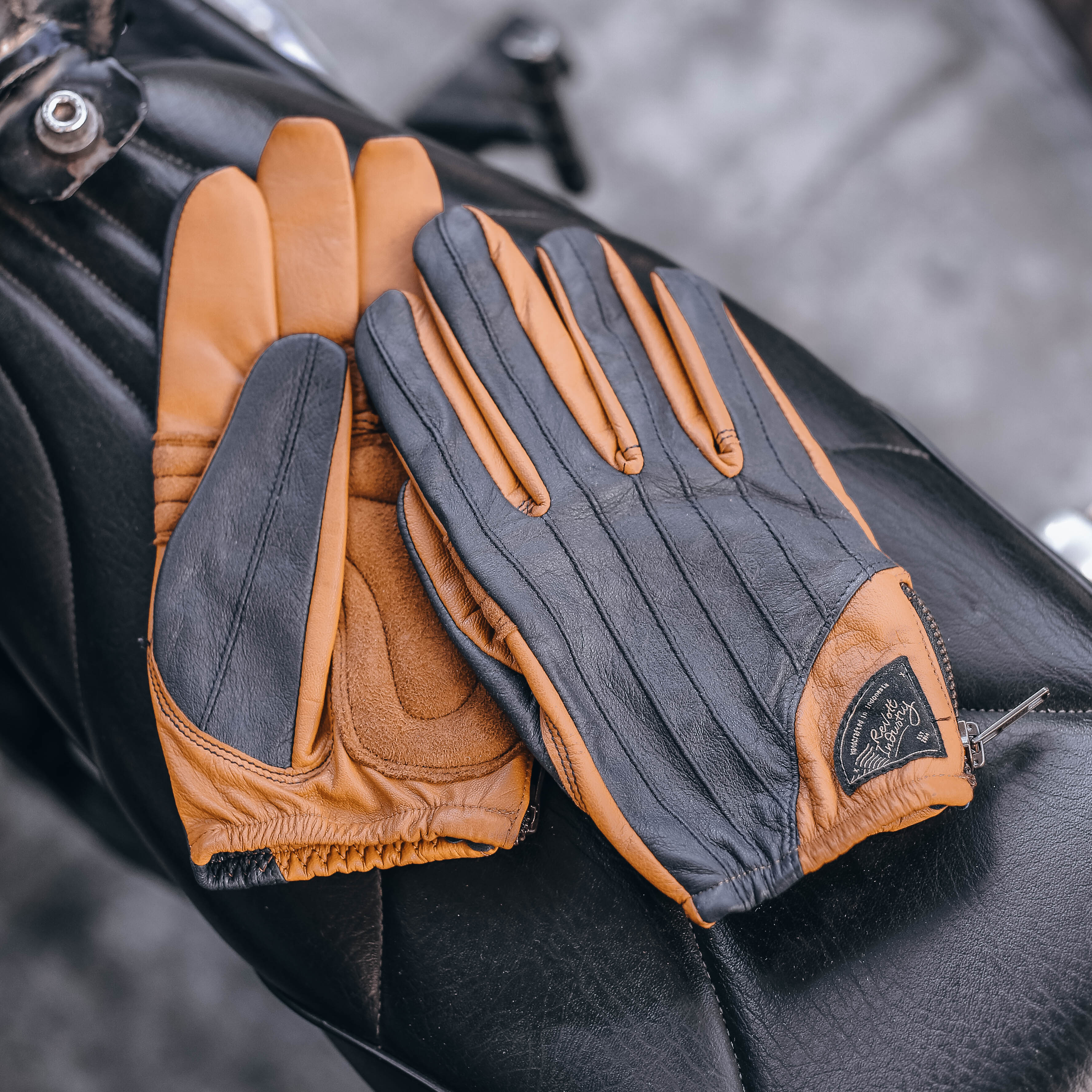 Revolt Industry Riding Gloves IV | Lazada Indonesia