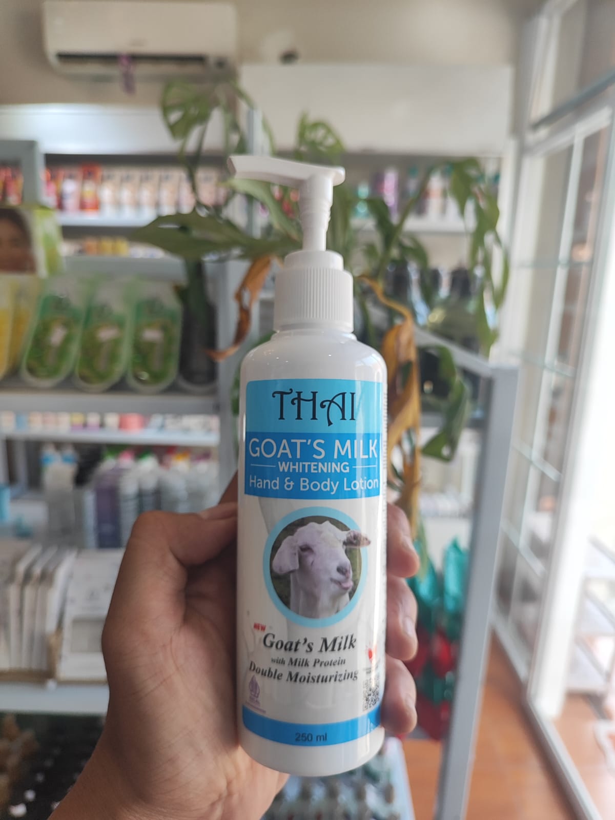Thai Hand & Body Lotion Goats Milk - Dari Susu Kambing - Cerah & Lembut ...