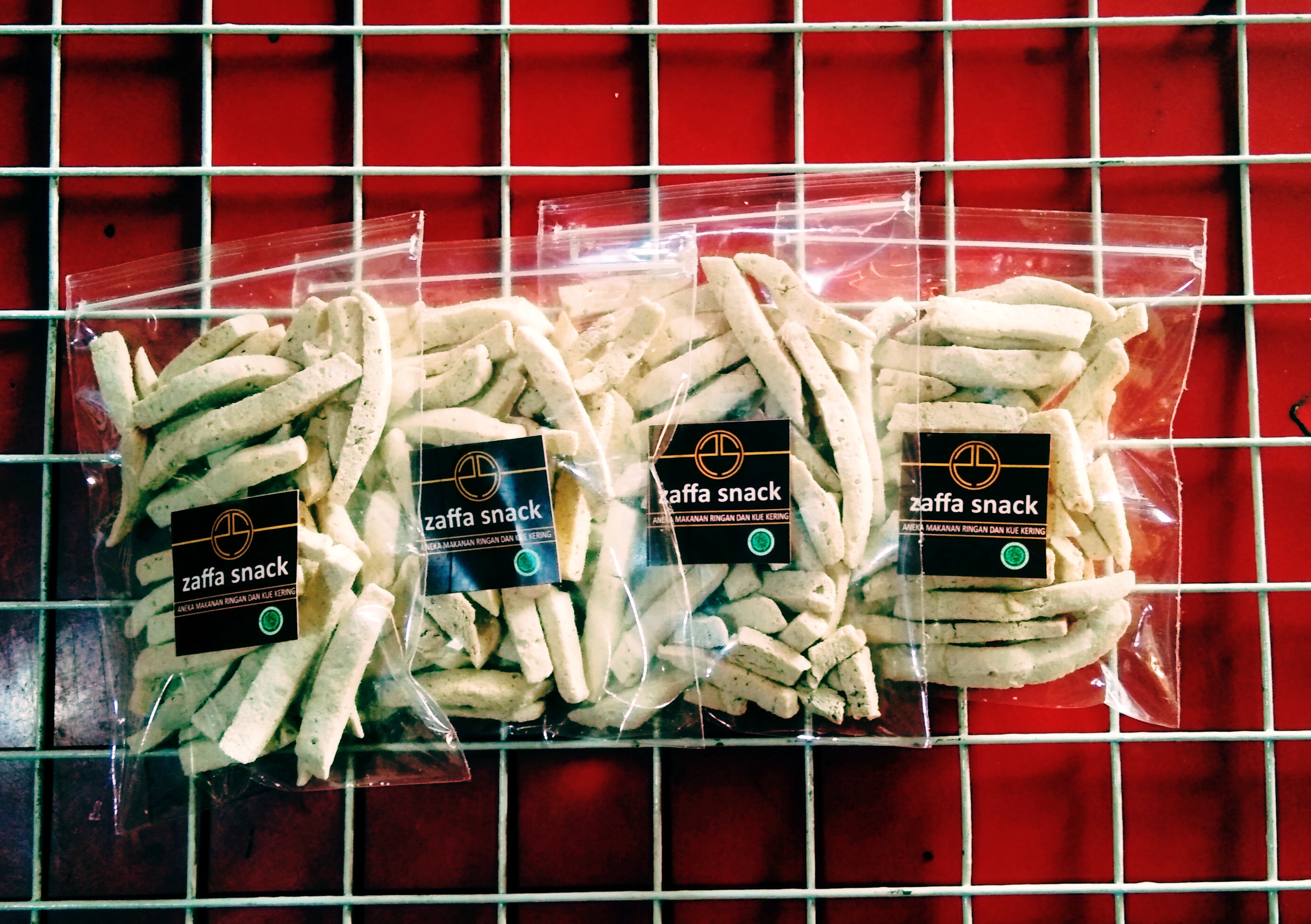 Zaffa Snack / Basreng stick Pedas Daun jeruk / Cemilan Basreng stick ...