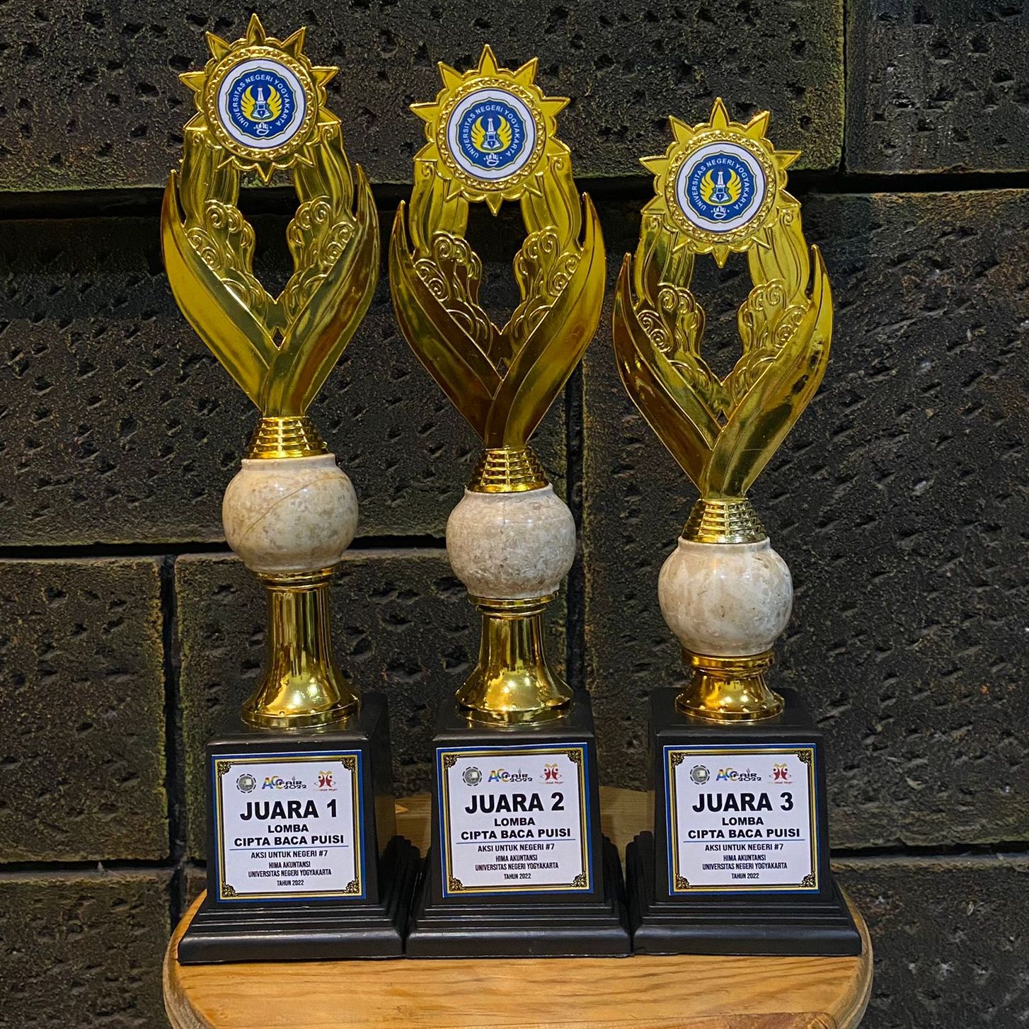 Piala lomba marmer 1Set/Satuan Free Sticker Tulisan | Lazada Indonesia