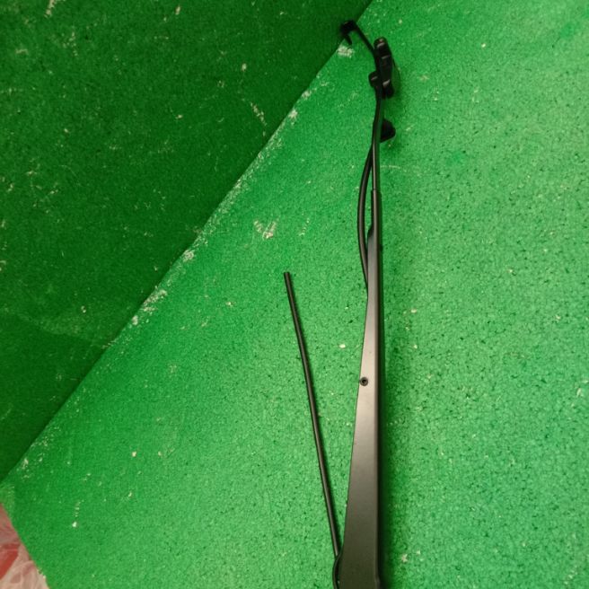 satuan wiper arm / gagang wiper canter ps canter 110ps ,125ps | Lazada ...