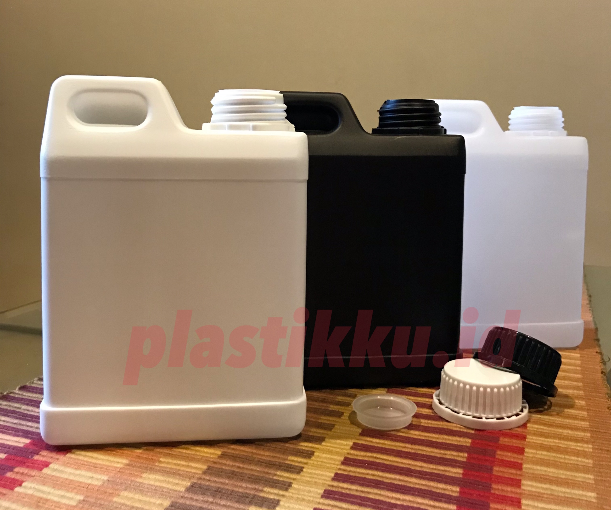 Botol Jerigen Kotak Dirigen Plastik HDPE 1000 ml + Tutup Segel Putih ...