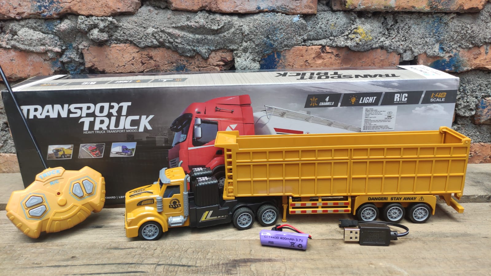 MOBIL REMOT CONTROL MOBIL CONTENER KEPALA MOBIL BISA DIBELOKKAN SECARA ...