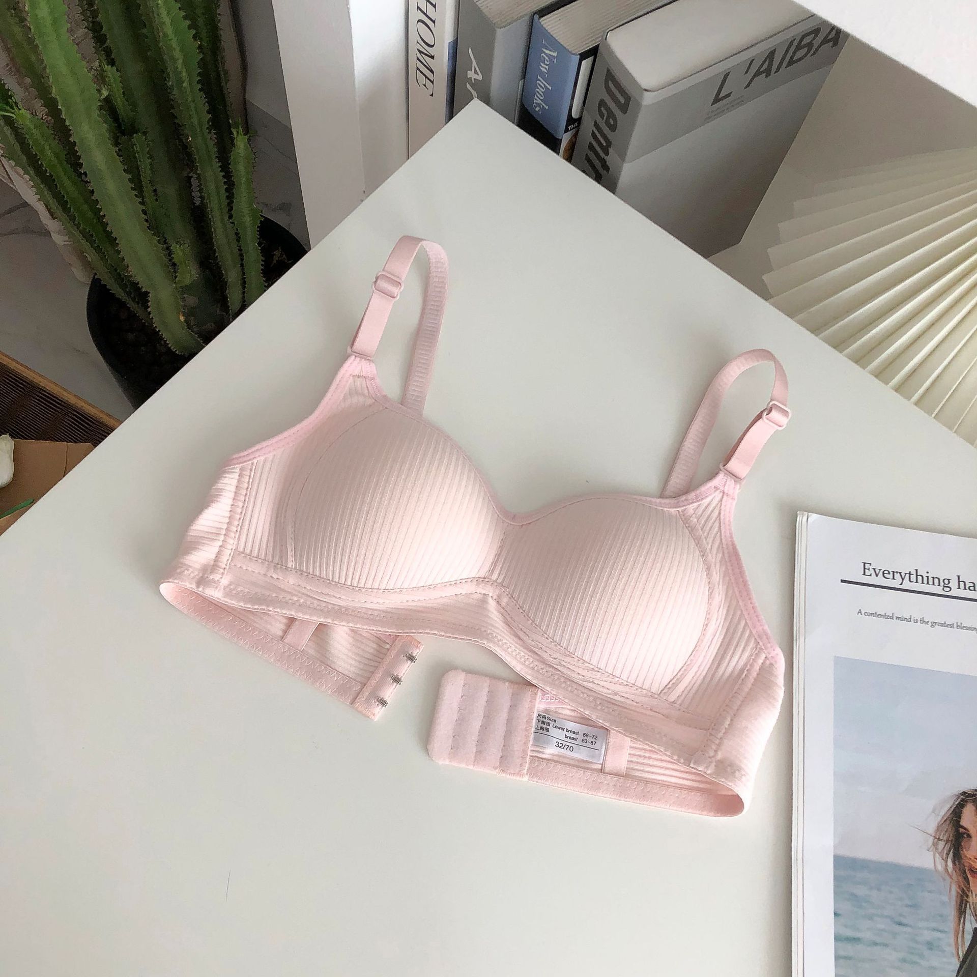 Blissfull Bra Motif Garis Lurus Push Up Pakaian Dalam Wanita | Lazada ...