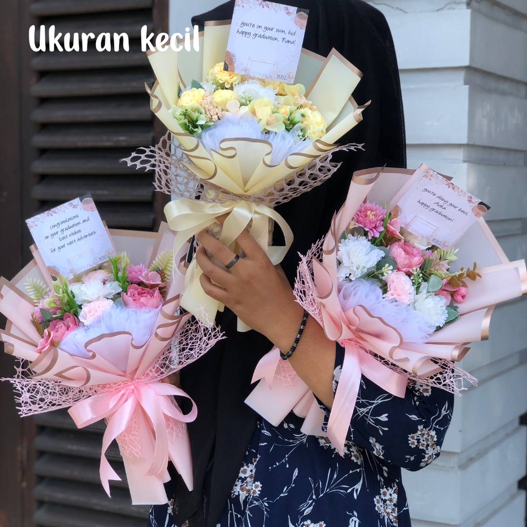Buket bunga aesthtetic kado ulang tahun wisuda anniversary ready warna ...