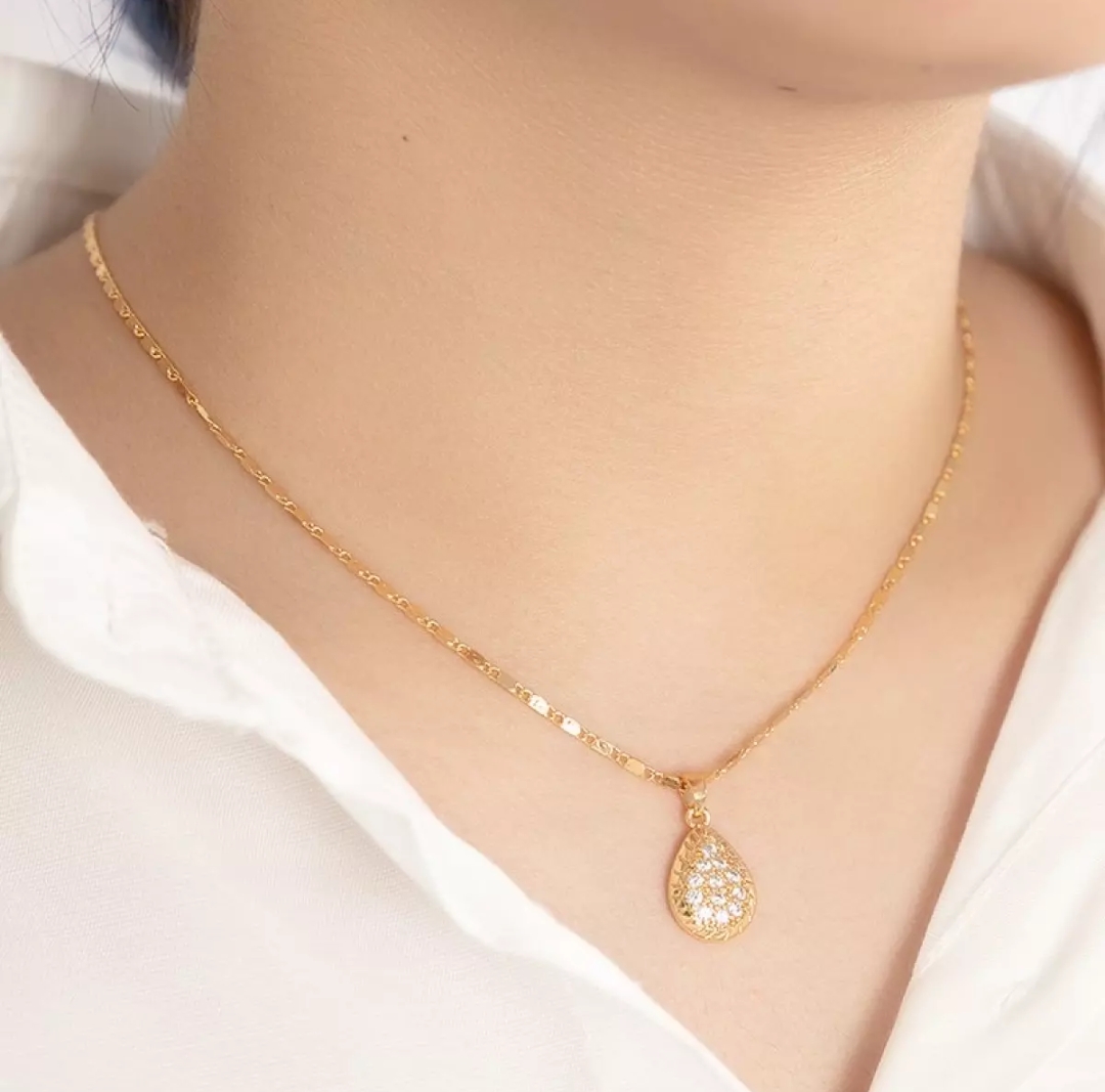 PERHIASAN WANITA KALUNG TITANIUM FREE LIONTIN OVAL FULL PERMATA CANTIK ...