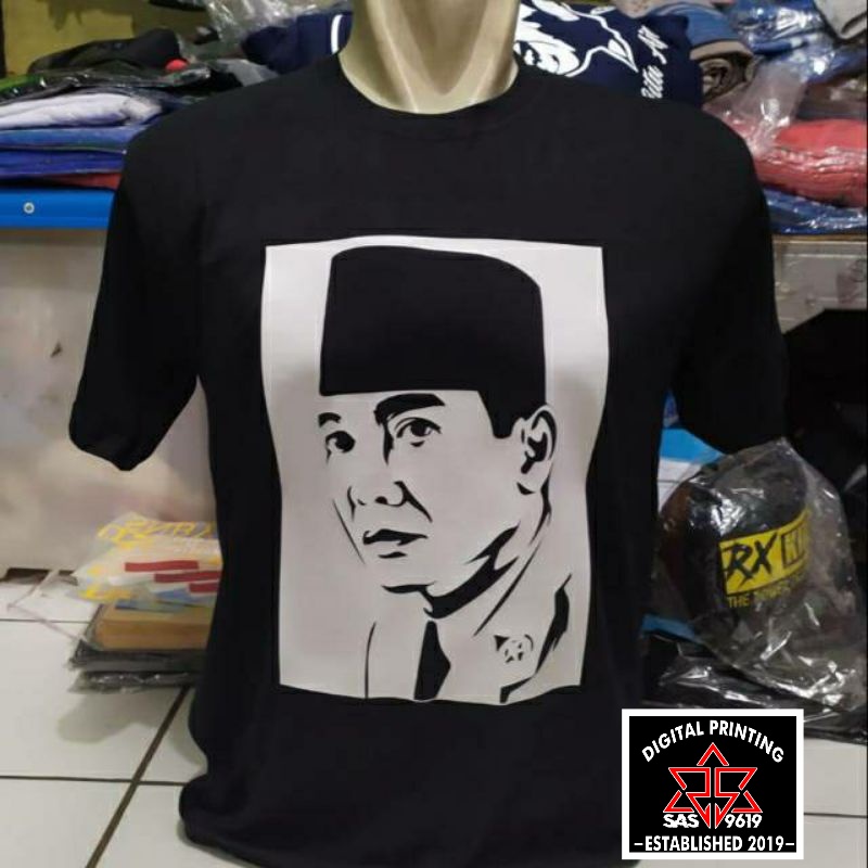 Kaos Baju T-shirt Soekarno // kaos Sukarno // kaos Bung Karno / kaos ... Kaos Baju T-shirt Soekarno // kaos Sukarno // kaos Bung Karno / kaos ...