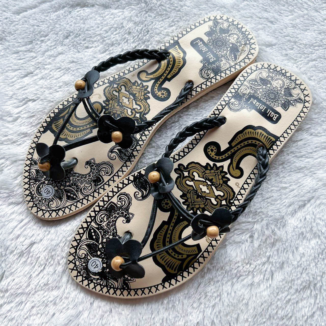 Sepatu Wanita Sandal Jepit Bali Island Bunga Hitam Etnik Antik Oleh ...