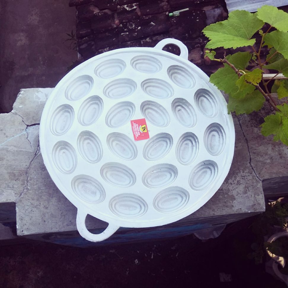 cetakan kue bolu kuwuk jadul jumbo kijing klemben kering kumbang ...