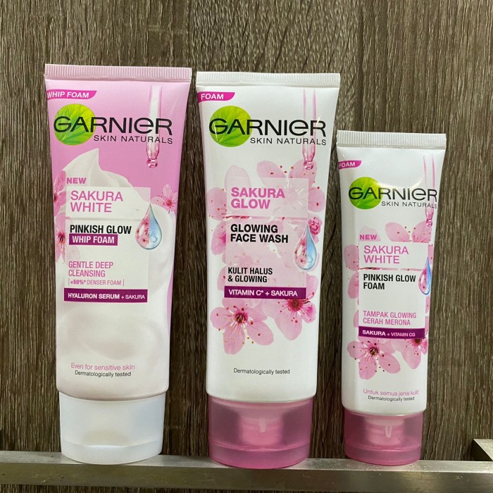 GARNIER SAKURA GLOW SAKURA WHITE PINKISH GLOW FOAM WHIP FOAM FACE WASH ...