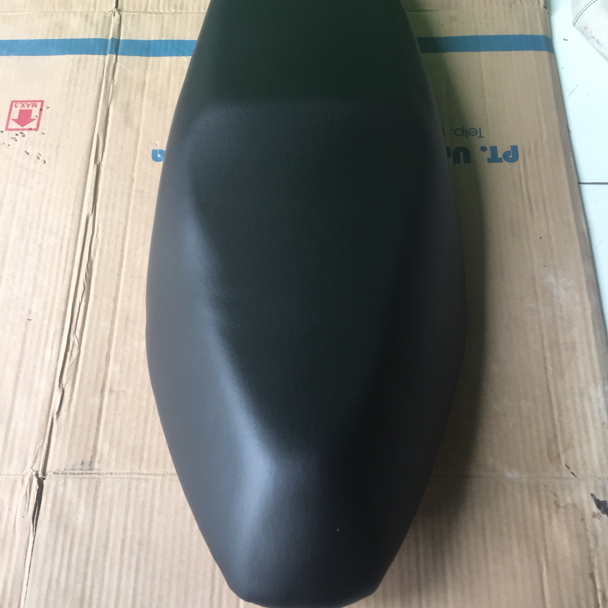 Jok standart kulit Original Yamaha Mio M3 / Jok yamaha mio | Lazada ...