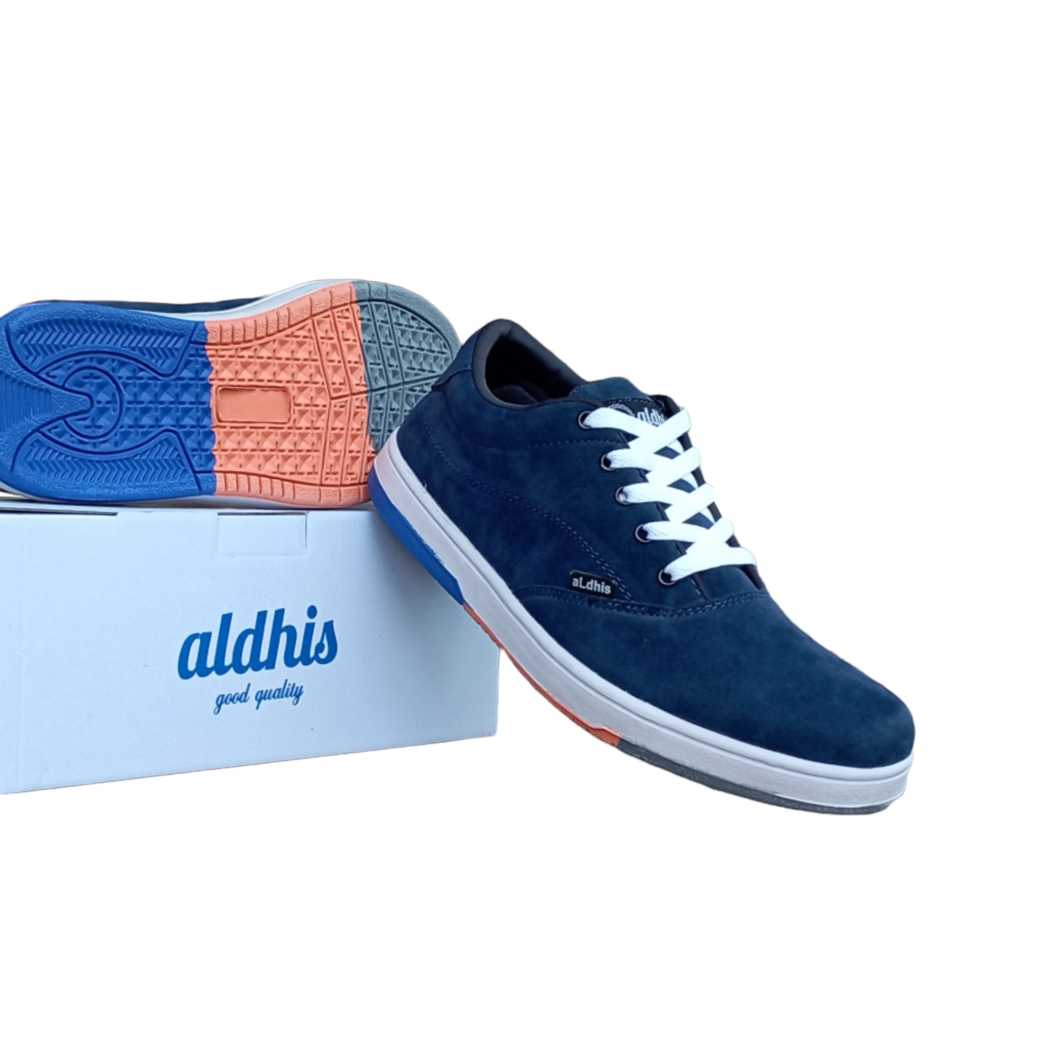 Sepatu Sneakers Pria Keren Terbaru 2022 Sepatu Kets Biru Nevy Kekinian ...