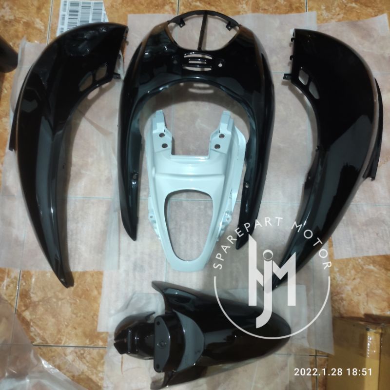 Full body scoopy karbu 2008 2009 2010 2011 2012 warna hitam | Lazada ...