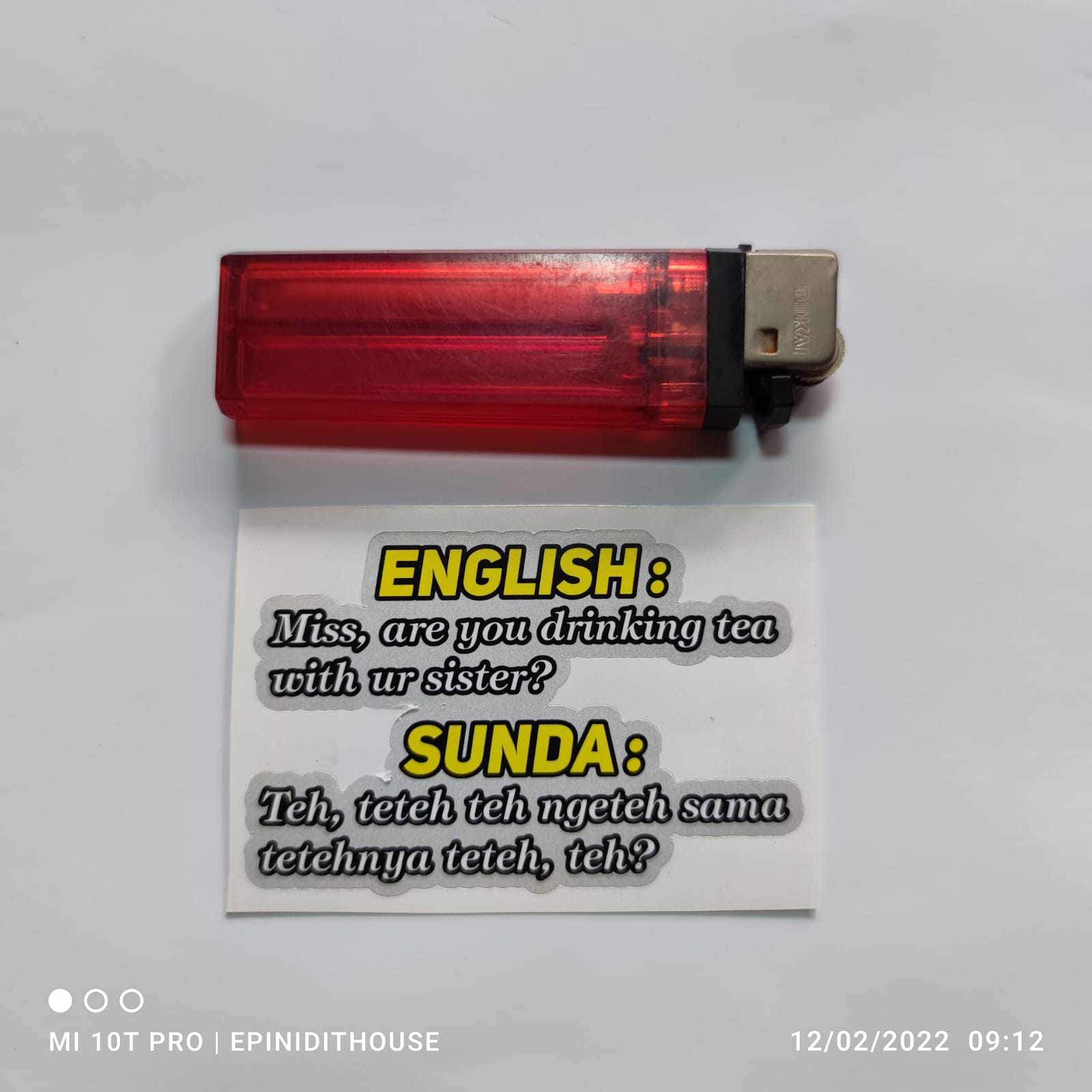 Stiker English Sunda Teh Humor Lucu Viral Nyleneh Meme Motor Helm HP ...