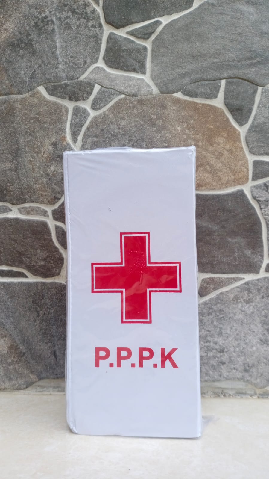 Kotak P3K Mobil Lengkap Isi Peralatan P3K PPPK Kotak Obat Kotak P3K Isi ...