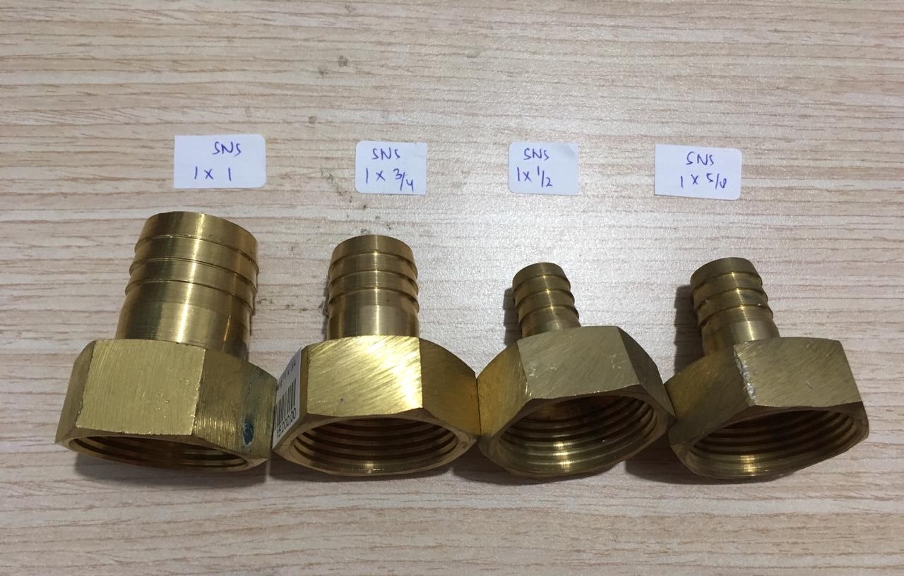 SOCKET NEPLE SELANG KUNINGAN 1 x 1/2 | Lazada Indonesia